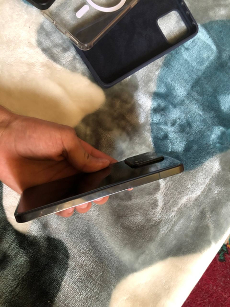 Xiaomi 13 (12+7/256)