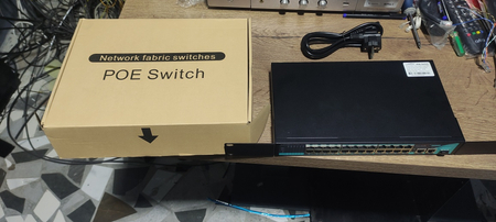 Poe Switch «Smart» 24 port, 2* GbE Uplink