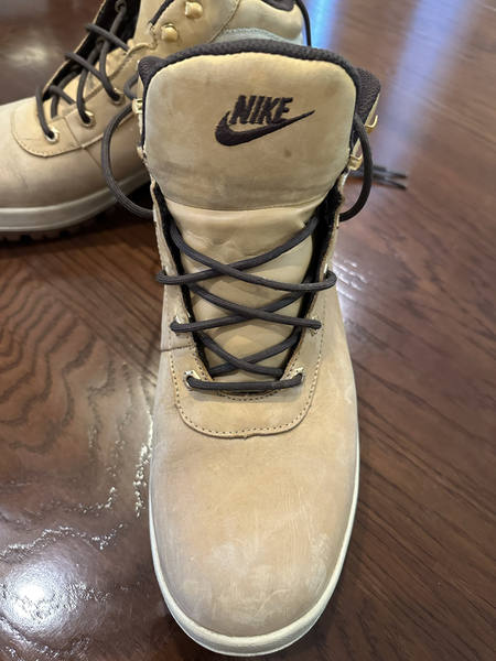 Ботинки Nike 43