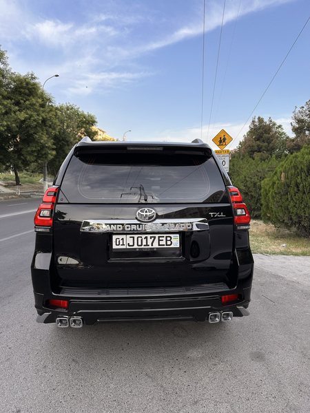 Toyota land cruiser prado 2010
