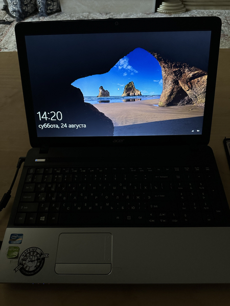 Noutbuk Acer aspire Srochno sotiladi