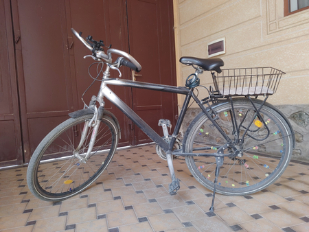 Velosiped(Ger) Holati:Deyarli yangi Aybi:Orqa charxini almashtirish kk