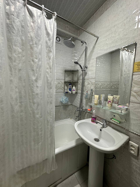 Квартира сотилади 60м2 2-хона,1-қава