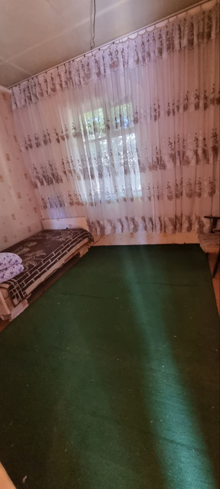 Dacha sotiladi..