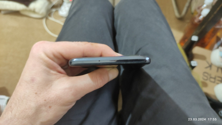 Продам телефон Samsung А51