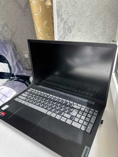 Ноутбук Lenovo