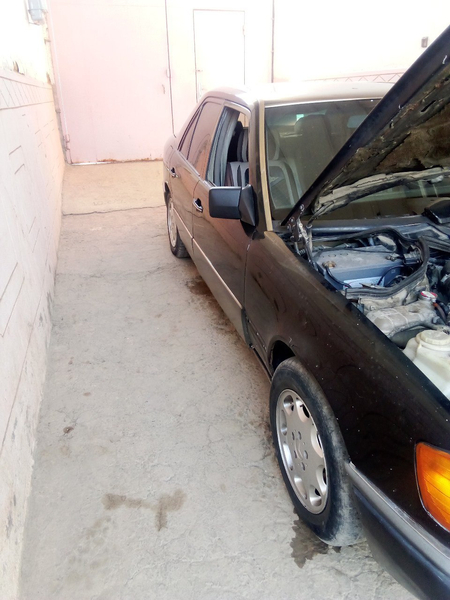 W124 280E sotiladi