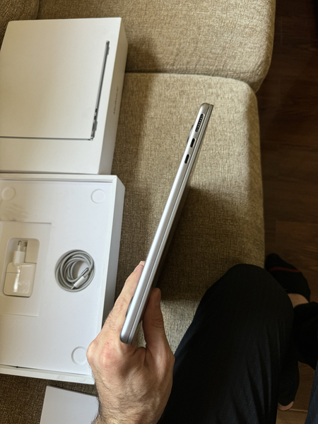 MacBook Air M2 Space Gray 8/256