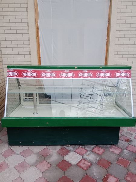 Холодильник витрина