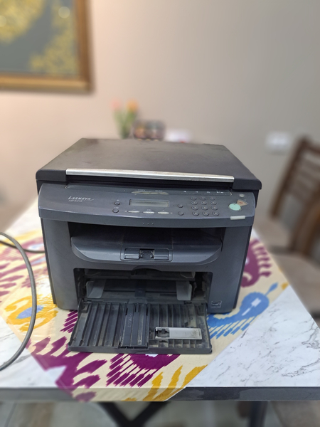 Продаётся принтер MF 4018. Printer sotiladi MF 4018