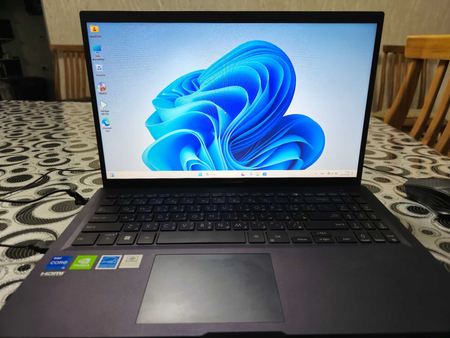 ASUS ExpertBook B1500CEPE I5-1135G7 8GB DDR4+512GB 2GB MX330 15,6 FHD