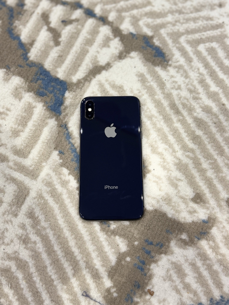 Iphone X sotiladi