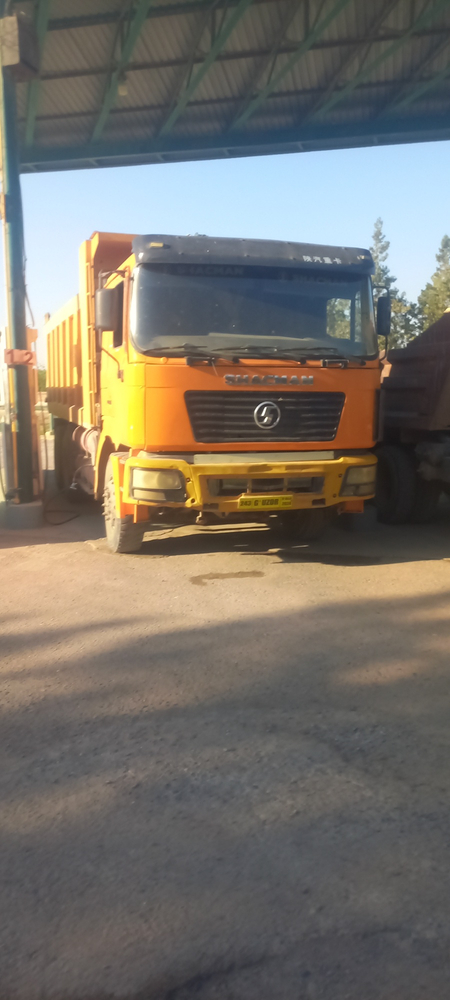 Shacman f2000 metan 4ta 150talik xolati yaxshi