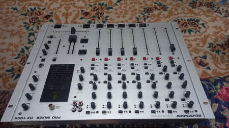 Продаётся готовая концертная аппаратура вместе с dj пультами