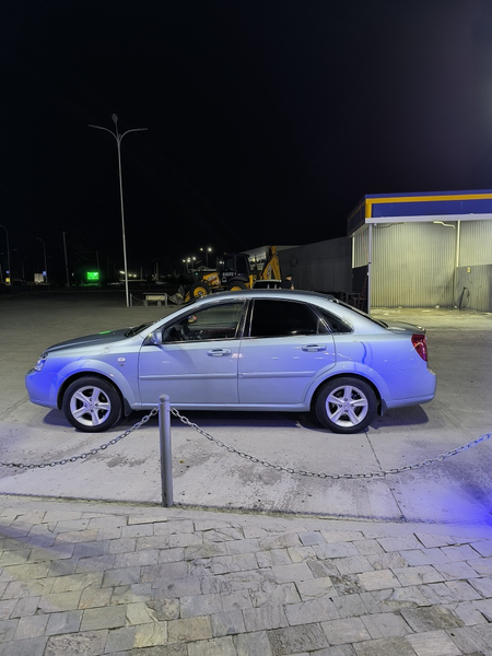 Шевроле Ласетти 1,8