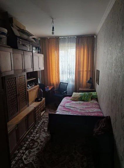 Чиланзар 19 квартал 2в3-х ком//3//4