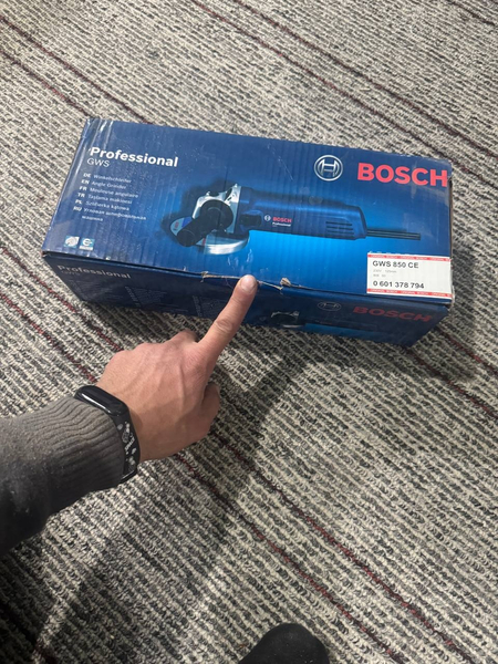 Болгарка BOSCH новый