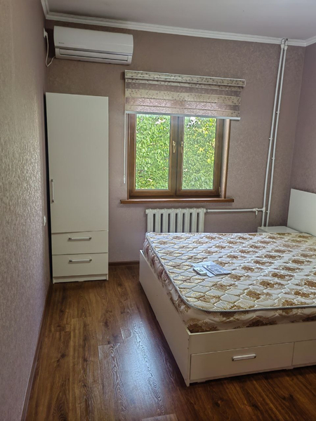 Продаю Квартиру Яшнабадский р-он Авиасозлар-1 Франция 2-ком 62м2. 3-эт