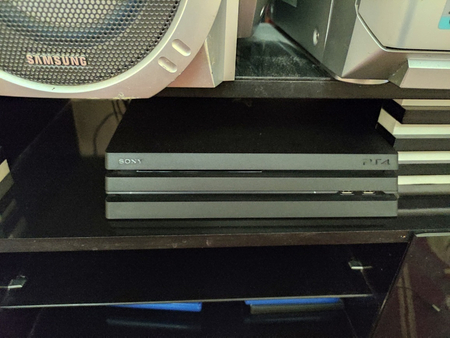 Playstation 4 pro. [9.00] Goldhen. 3 reviziya