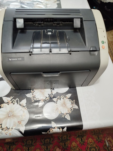 Принтер HP laserjet 1010