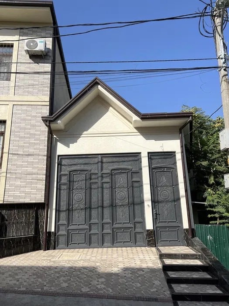 Продается Евро дом Ор-р: Циолковский 200м2