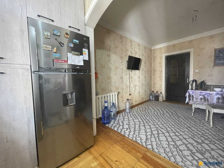 Продается 3 ком квартира в Юнусабадском районе на Шахристане J 2134