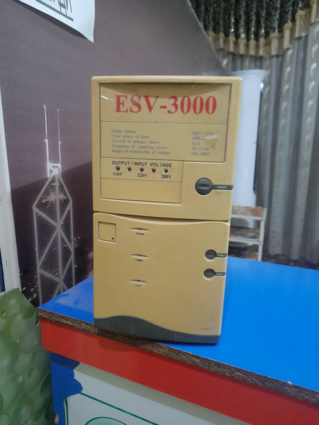 Стибилизатор сотилади 3000 ват