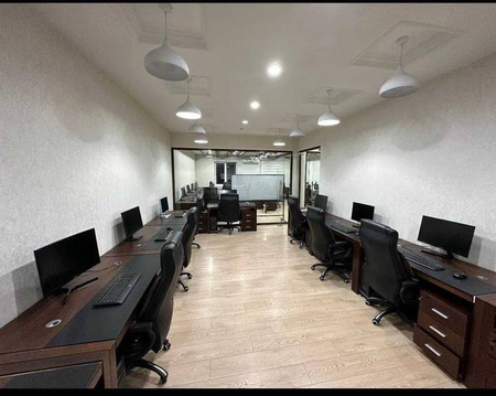 Продается Евро офис Ор-р: Массив Жангох 216 м2