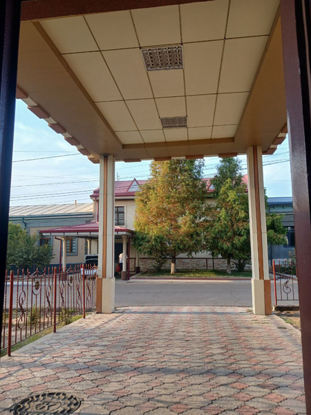 Uchastka sotiladi