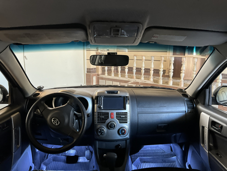 Tayota mini jeep srochna sotiladi faqat naxtka