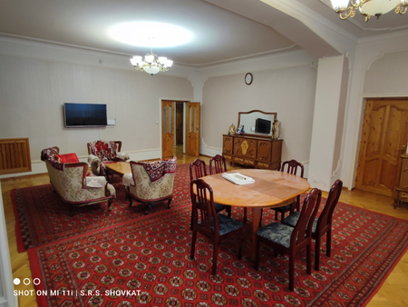 3 комнатная в Центре 135м² Госпитальный рынок гостиница Россия