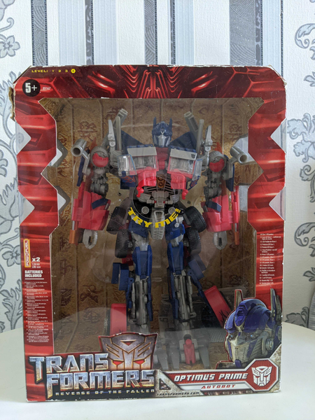 Робот-трансформер Optimus Prime Hasbro Transformers