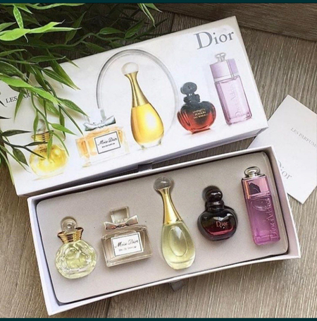 Набор духов от бренда Dior