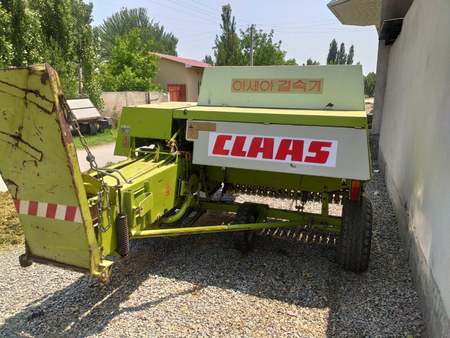 Claas markant 55