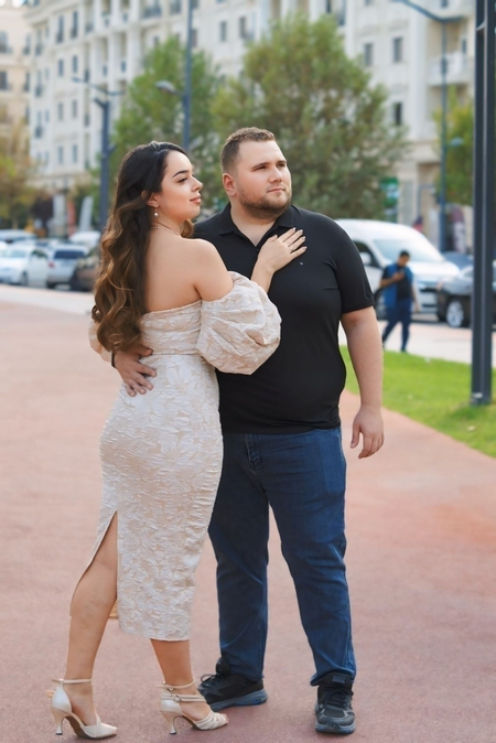 Платье бежевое длина французкая