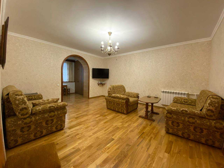 Аренда квартиры в центре на Цуме ID:DM146