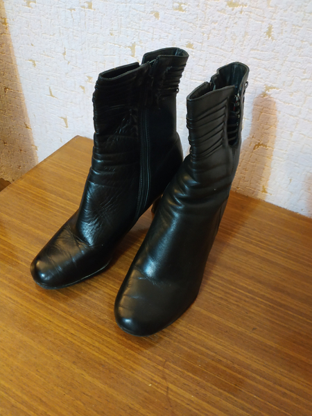 Сапожки женские кожа р.39