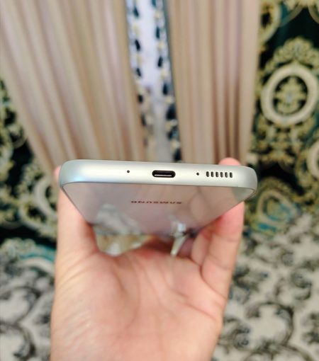 Samsung Galaxy A54 sotiladi 5G