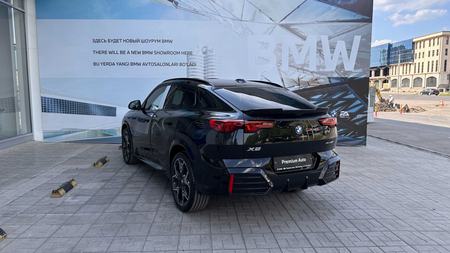 Продам первый BMW X2 xDrive20i в Узбекистане с гарантией+счёт справка