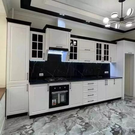 4х комнатная квартира. Микрараён. 115м2.