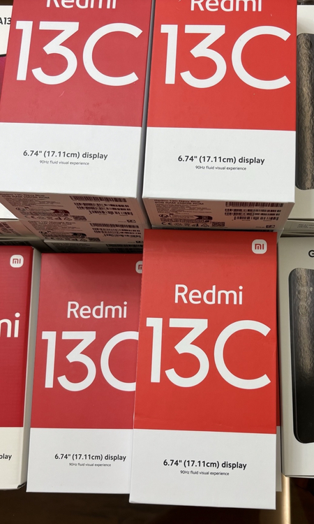 Yangi Redmi 13C mobil telefoni sotiladi