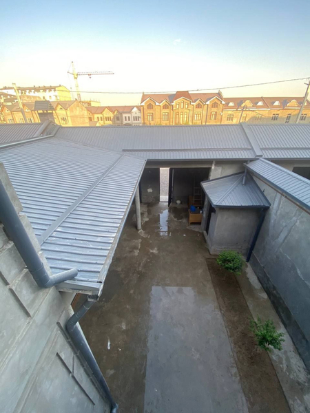 N824 Zamona Arbat kafesi roparasida 2,5 sotix