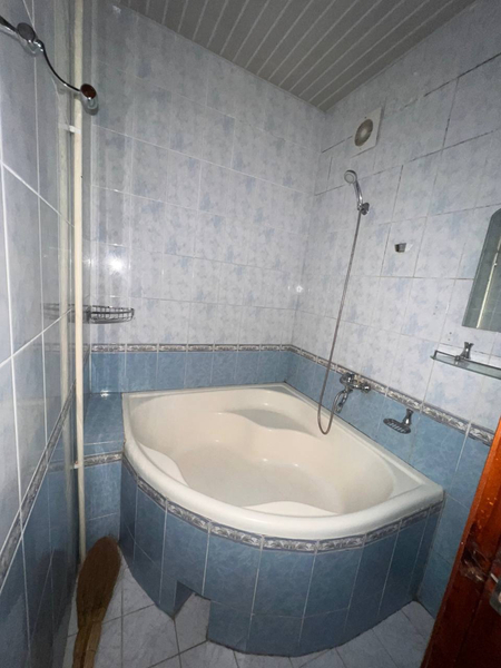 Аренда домбробод 3 хона 2 чи этажда