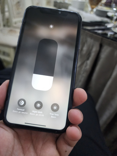 Iphone 11 64 talik 76% batareyka kh/a region idealni