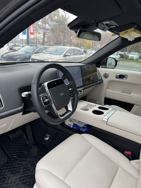 Lixiang L7 ultra 2024