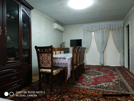 Своя 4х-ком кв. в 3/3/4 кирпич, Балкон 2×4, Чиланзар-2 (Торг. центр)