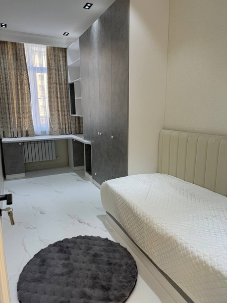 Паркетнский Корзинка , 3/2/9 , диз. ремонт , 65м2 , 120 000 у.е