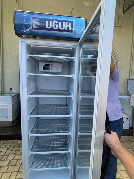 Витриннный морозильник Ugur -12°c va -22°c  Гарантия 3 года