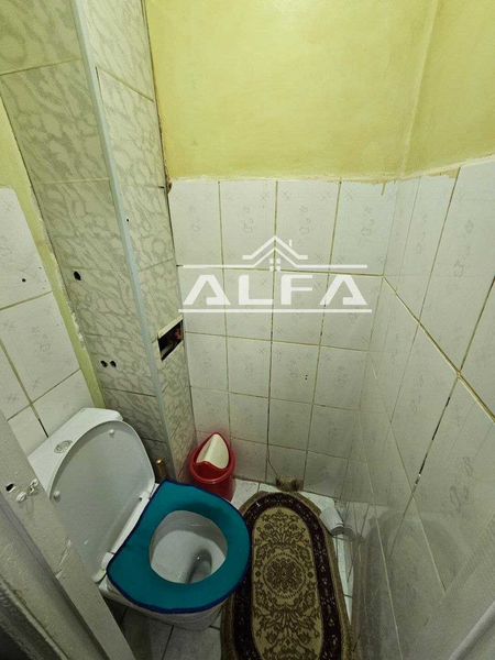 2 xonali 64m² 2-qavat sotiladi.