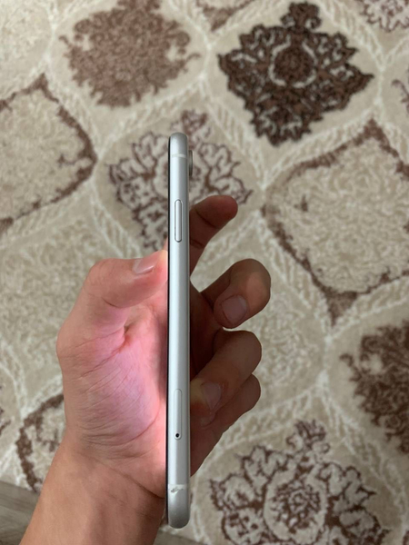 Iphone XR sotiladi